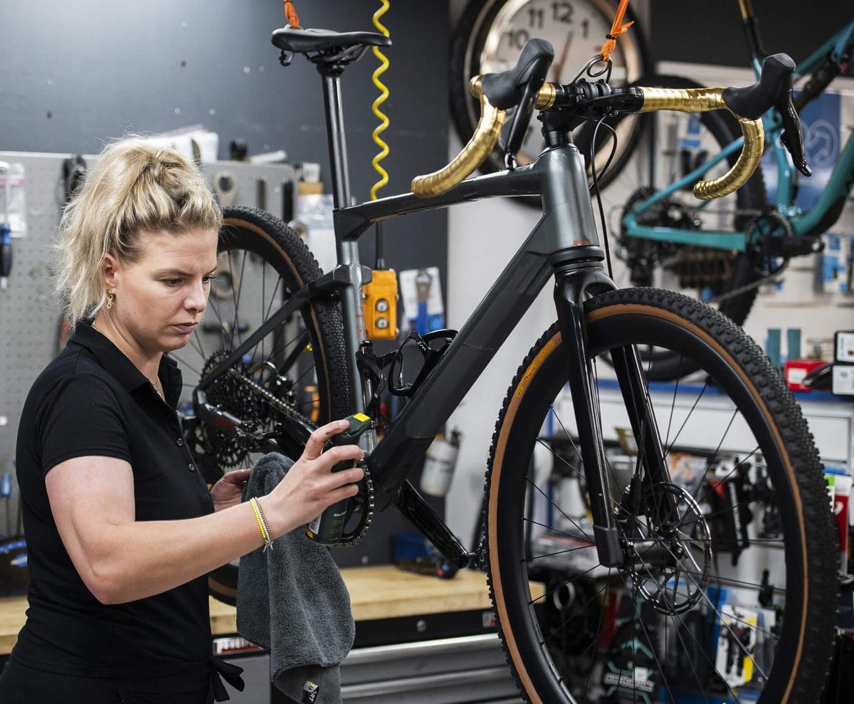 Van Boxel Tweewielers - U-Sport